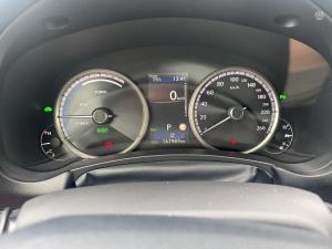 Красный Лексус NX 300h 2019 в Вильнюс, объемом двигателя 2.49 л и пробегом 168 тыс. км за 28500 €, фото 9 на AUTOMOTO.COM.LV