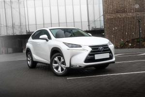 Balts Lexus NX 300h 2014 Viļņa, ar dzinēja tilpumu 2.49 L un nobraukumu 167 tūkst. km par 20900 €, foto  vietnē AUTOMOTO.COM.LV