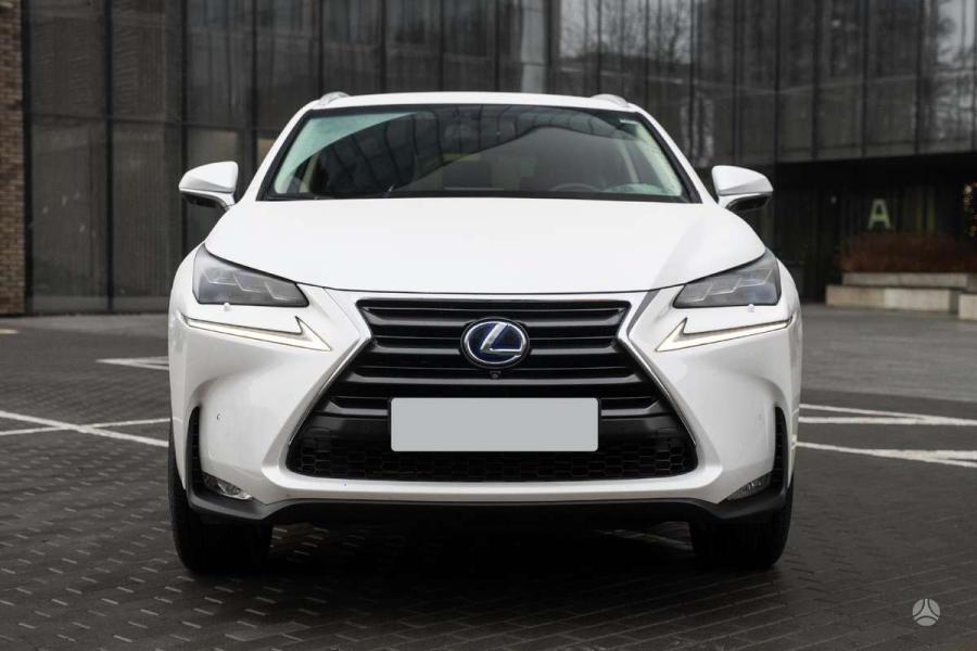 Balts Lexus NX 300h 2014 Viļņa, ar dzinēja tilpumu 2.49 L un nobraukumu 167 tūkst. km par 20900 €, foto 4 vietnē AUTOMOTO.COM.LV