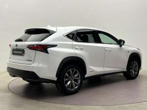 White Lexus NX 300h 2014 in Panevezys, with an engine capacity of 2.49 L and mileage of 219 thousand km for 19990 €, photo 8 on AUTOMOTO.COM.LV