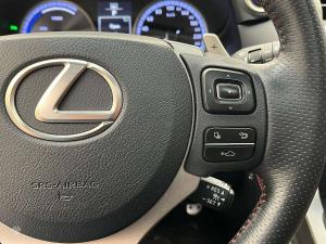 White Lexus NX 300h 2014 in Panevezys, with an engine capacity of 2.49 L and mileage of 219 thousand km for 19990 €, photo 22 on AUTOMOTO.COM.LV