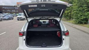 White Lexus NX 300h 2014 in Vilnius, with an engine capacity of 2.49 L and mileage of 109 thousand km for 20000 €, photo 18 on AUTOMOTO.COM.LV