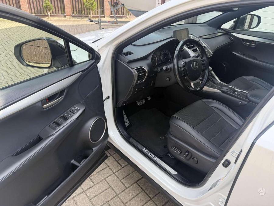 White Lexus NX 300h 2014 in Siauliai, with an engine capacity of 2.49 L and mileage of 286 thousand km for 19400 €, photo 12 on AUTOMOTO.COM.LV