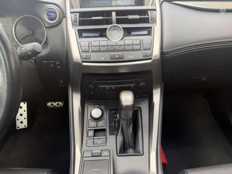 White Lexus NX 300h 2014 in Siauliai, with an engine capacity of 2.49 L and mileage of 286 thousand km for 19400 €, photo 26 on AUTOMOTO.COM.LV