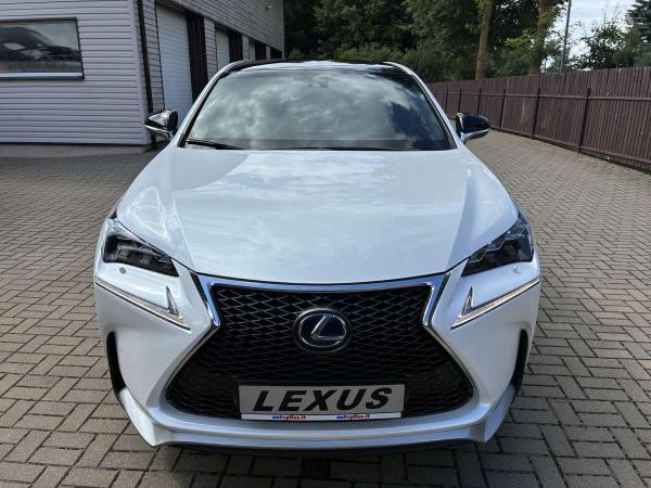 White Lexus NX 300h 2014 in Vilnius, with an engine capacity of 2.49 L and mileage of 286 thousand km for 17900 €, photo 2 on AUTOMOTO.COM.LV