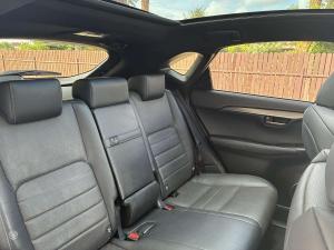 White Lexus NX 300h 2014 in Vilnius, with an engine capacity of 2.49 L and mileage of 286 thousand km for 17900 €, photo 21 on AUTOMOTO.COM.LV