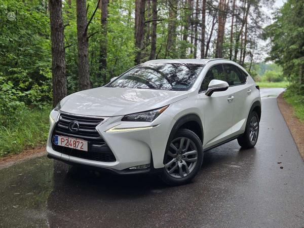 Белый Лексус NX 300h 2014 в Вильнюс, объемом двигателя 2.49 л и пробегом 178 тыс. км за 16600 €, фото 2 на AUTOMOTO.COM.LV