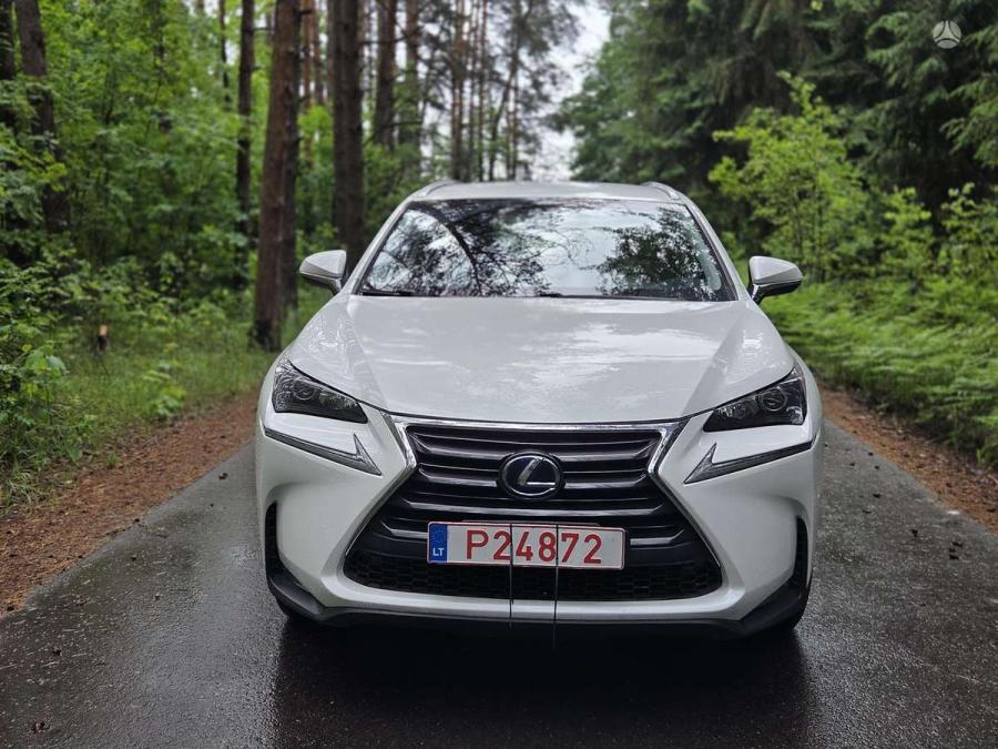 Balts Lexus NX 300h 2014 Viļņa, ar dzinēja tilpumu 2.49 L un nobraukumu 178 tūkst. km par 16999 €, foto 3 vietnē AUTOMOTO.COM.LV