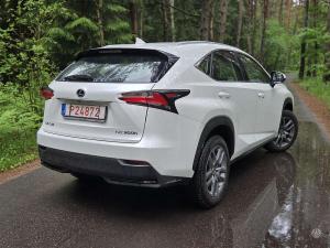 Balts Lexus NX 300h 2014 Viļņa, ar dzinēja tilpumu 2.49 L un nobraukumu 178 tūkst. km par 16999 €, foto 7 vietnē AUTOMOTO.COM.LV