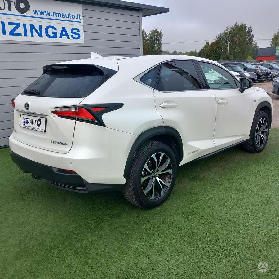 Balts Lexus NX 300h 2014 Panevēža, ar dzinēja tilpumu 2.49 L un nobraukumu 190 tūkst. km par 18500 €, foto 7 vietnē AUTOMOTO.COM.LV