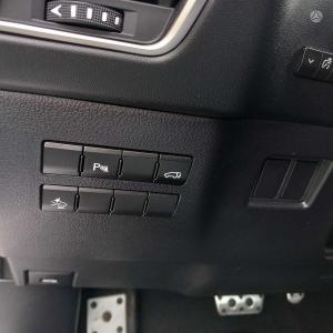 Balts Lexus NX 300h 2014 Panevēža, ar dzinēja tilpumu 2.49 L un nobraukumu 190 tūkst. km par 18500 €, foto 13 vietnē AUTOMOTO.COM.LV
