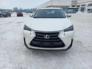 White Lexus NX 300h 2015 in Panevezys, with an engine capacity of 2.49 L and mileage of 456 thousand km for 11900 €, photo 2 on AUTOMOTO.COM.LV