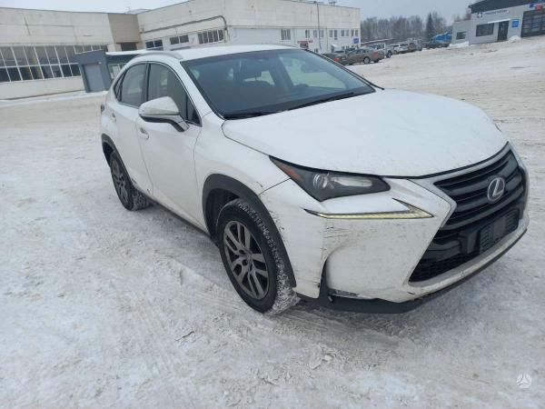 White Lexus NX 300h 2015 in Panevezys, with an engine capacity of 2.49 L and mileage of 456 thousand km for 11900 €, photo 3 on AUTOMOTO.COM.LV