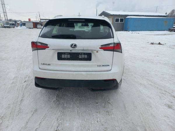 White Lexus NX 300h 2015 in Panevezys, with an engine capacity of 2.49 L and mileage of 456 thousand km for 11900 €, photo 6 on AUTOMOTO.COM.LV
