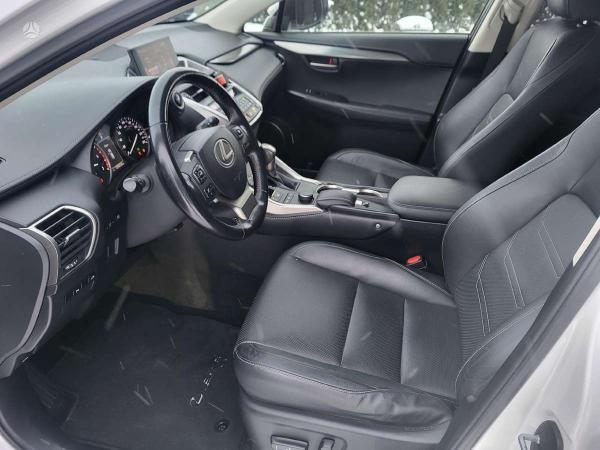 Balts Lexus NX 300h 2015 Raseiniai, ar dzinēja tilpumu 2.49 L un nobraukumu 129 tūkst. km par 17950 €, foto 9 vietnē AUTOMOTO.COM.LV