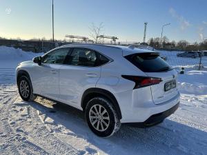 White Lexus NX 300h 2015 in Siauliai, with an engine capacity of 2.49 L and mileage of 261 thousand km for 16900 €, photo 10 on AUTOMOTO.COM.LV