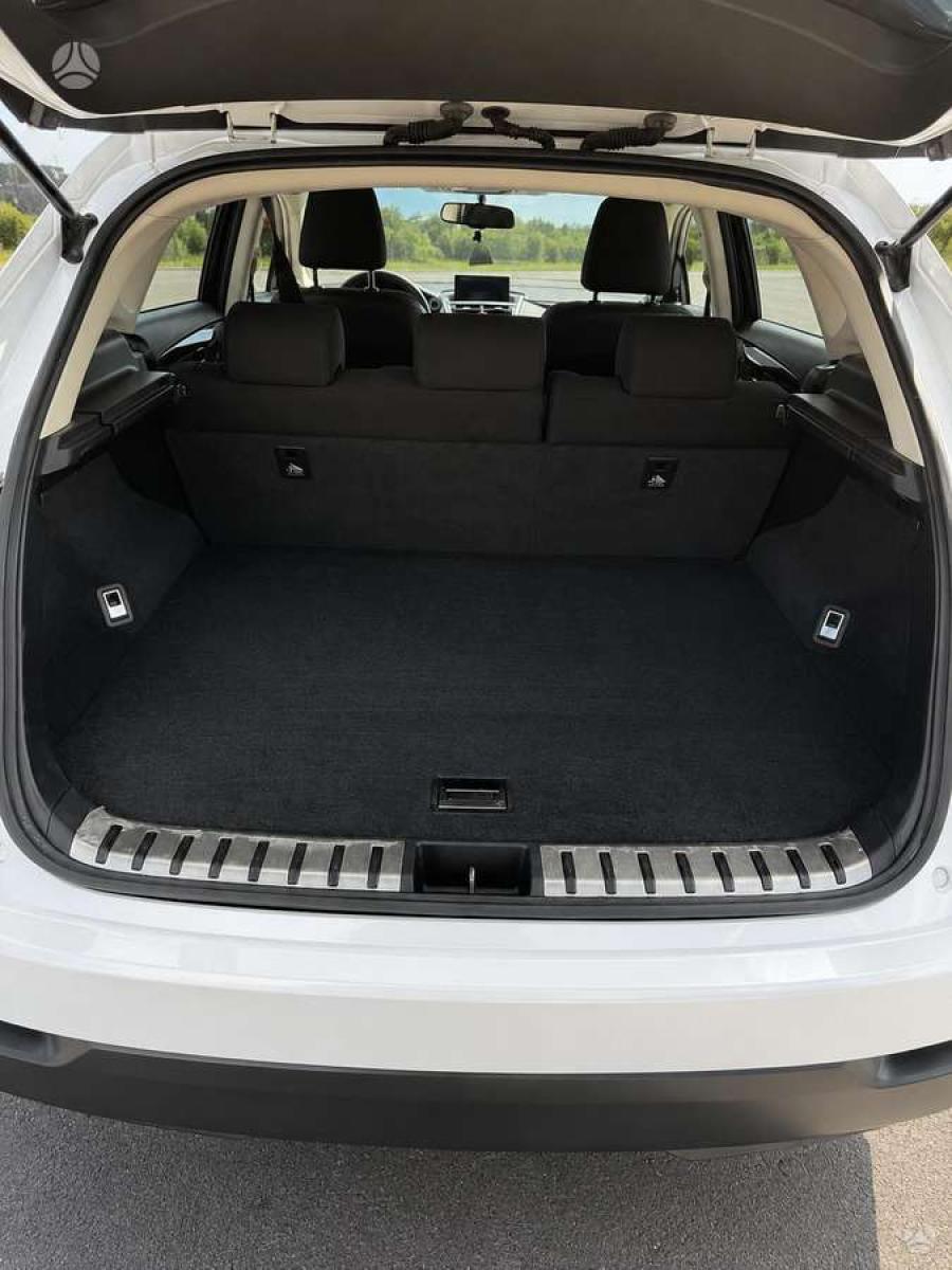 Balts Lexus NX 300h 2015 Viļņa, ar dzinēja tilpumu 2.49 L un nobraukumu 160 tūkst. km par 18300 €, foto 9 vietnē AUTOMOTO.COM.LV