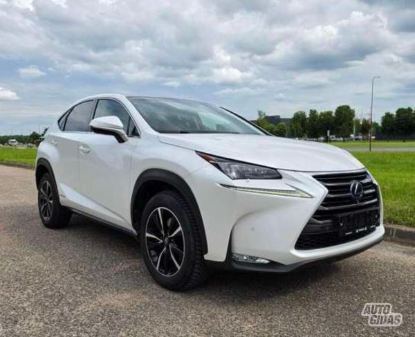 Balts Lexus NX 300h 2015 Kauņa, ar dzinēja tilpumu 2.50 L un nobraukumu 159 tūkst. km par 21500 €, foto 4 vietnē AUTOMOTO.COM.LV