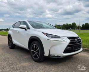 Белый Лексус NX 300h 2015 в Каунас, объемом двигателя 2.50 л и пробегом 159 тыс. км за 21500 €, фото 4 на AUTOMOTO.COM.LV