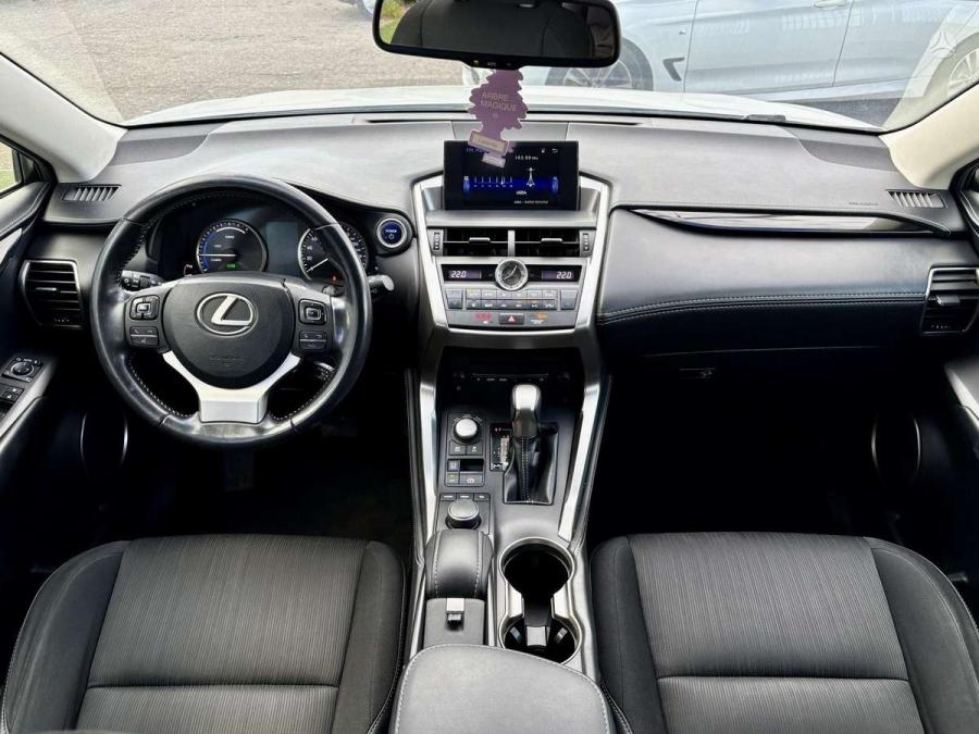 White Lexus NX 300h 2015 in Panevezys, with an engine capacity of 2.49 L and mileage of 150 thousand km for 16900 €, photo 13 on AUTOMOTO.COM.LV