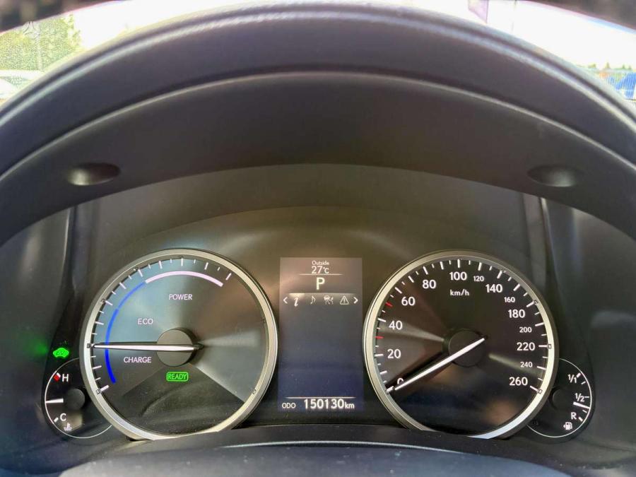White Lexus NX 300h 2015 in Panevezys, with an engine capacity of 2.49 L and mileage of 150 thousand km for 16900 €, photo 14 on AUTOMOTO.COM.LV