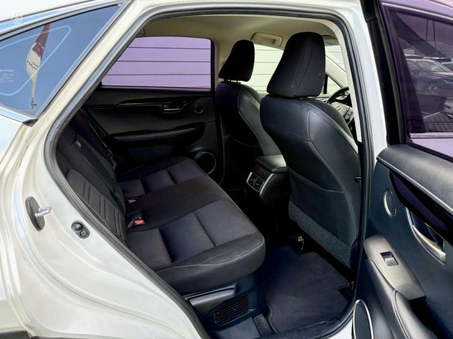 White Lexus NX 300h 2015 in Panevezys, with an engine capacity of 2.49 L and mileage of 150 thousand km for 16900 €, photo 19 on AUTOMOTO.COM.LV