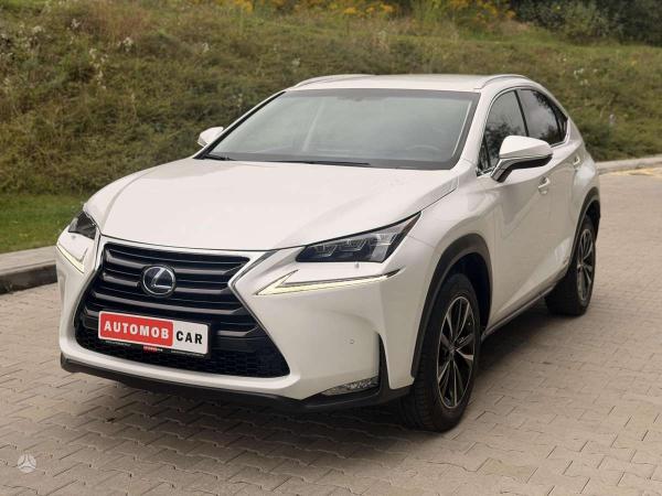 Белый Лексус NX 300h 2015 в Вильнюс, объемом двигателя 2.49 л и пробегом 126 тыс. км за 22500 €, фото 1 на AUTOMOTO.COM.LV