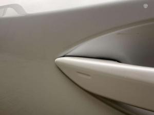 Белый Лексус NX 300h 2015 в Вильнюс, объемом двигателя 2.49 л и пробегом 126 тыс. км за 22500 €, фото 13 на AUTOMOTO.COM.LV
