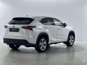 White Lexus NX 300h 2016 in Vilnius, with an engine capacity of 2.49 L and mileage of 103 thousand km for 23900 €, photo 19 on AUTOMOTO.COM.LV