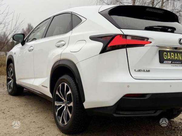 White Lexus NX 300h 2016 in Siauliai, with an engine capacity of 2.49 L and mileage of 194 thousand km for 22300 €, photo 7 on AUTOMOTO.COM.LV
