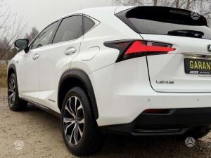 White Lexus NX 300h 2016 in Siauliai, with an engine capacity of 2.49 L and mileage of 194 thousand km for 22300 €, photo 7 on AUTOMOTO.COM.LV