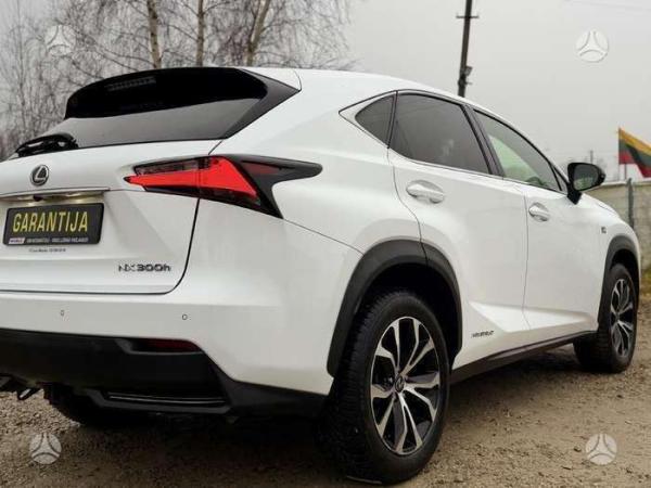Balts Lexus NX 300h 2016 Šauļi, ar dzinēja tilpumu 2.49 L un nobraukumu 194 tūkst. km par 22300 €, foto 8 vietnē AUTOMOTO.COM.LV