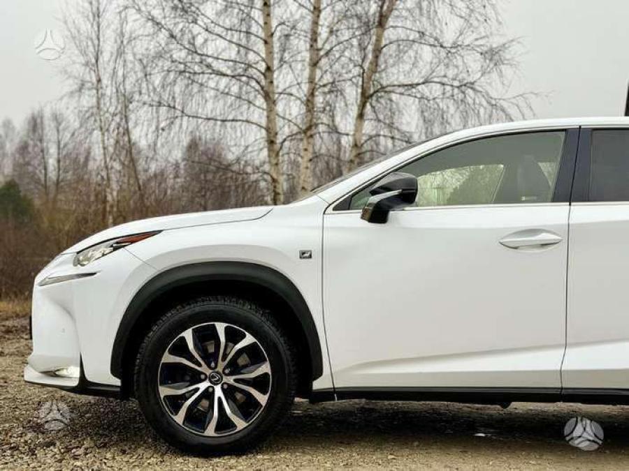 White Lexus NX 300h 2016 in Siauliai, with an engine capacity of 2.49 L and mileage of 194 thousand km for 22300 €, photo 11 on AUTOMOTO.COM.LV