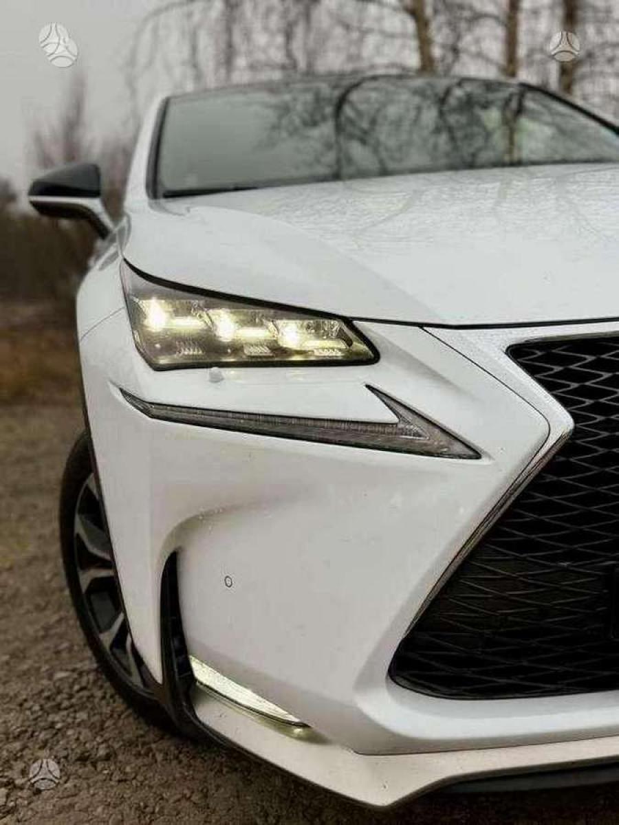White Lexus NX 300h 2016 in Siauliai, with an engine capacity of 2.49 L and mileage of 194 thousand km for 22300 €, photo 19 on AUTOMOTO.COM.LV