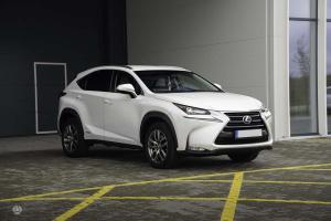 White Lexus NX 300h 2016 in Vilnius, with an engine capacity of 2.49 L and mileage of 192 thousand km for 18000 €, photo 9 on AUTOMOTO.COM.LV