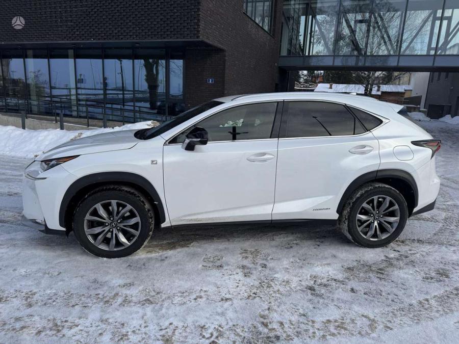 Balts Lexus NX 300h 2016 Daugavpils, ar dzinēja tilpumu 2.49 L un nobraukumu 231 tūkst. km par 19400 €, foto 6 vietnē AUTOMOTO.COM.LV
