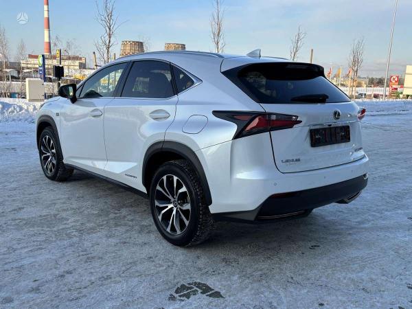 Balts Lexus NX 300h 2016 Viļņa, ar dzinēja tilpumu 2.49 L un nobraukumu 107 tūkst. km par 22500 €, foto 5 vietnē AUTOMOTO.COM.LV