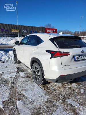 Balts Lexus NX 300h 2016 Mažeikiai, ar dzinēja tilpumu 2.50 L un nobraukumu 210 tūkst. km par 21500 €, foto 2 vietnē AUTOMOTO.COM.LV