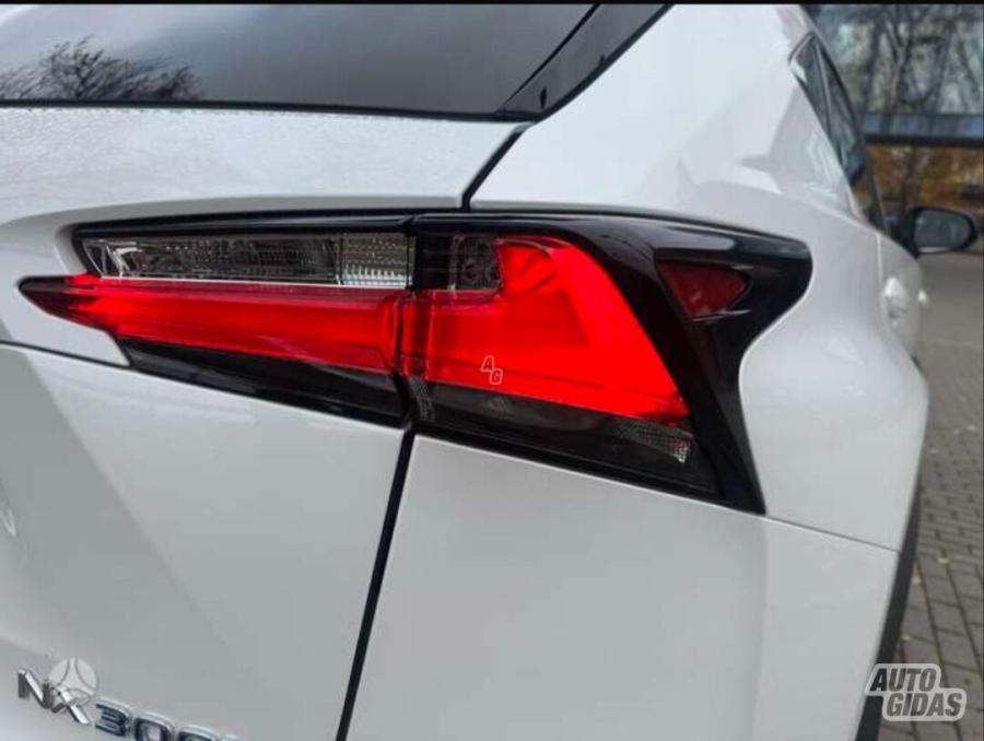 Balts Lexus NX 300h 2016 Mažeikiai, ar dzinēja tilpumu 2.50 L un nobraukumu 210 tūkst. km par 21500 €, foto 4 vietnē AUTOMOTO.COM.LV