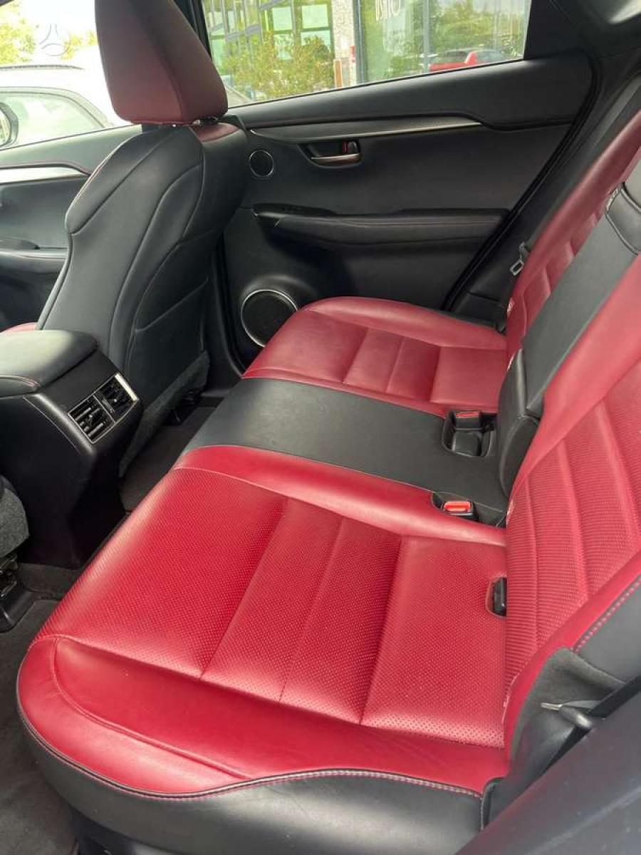 Balts Lexus NX 300h 2016 Daugavpils, ar dzinēja tilpumu 2.49 L un nobraukumu 143 tūkst. km par 23500 €, foto 10 vietnē AUTOMOTO.COM.LV