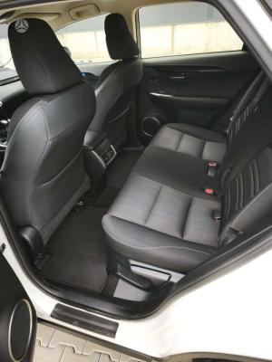 Balts Lexus NX 300h 2016 Šauļi, ar dzinēja tilpumu 2.50 L un nobraukumu 212 tūkst. km par 18300 €, foto 16 vietnē AUTOMOTO.COM.LV