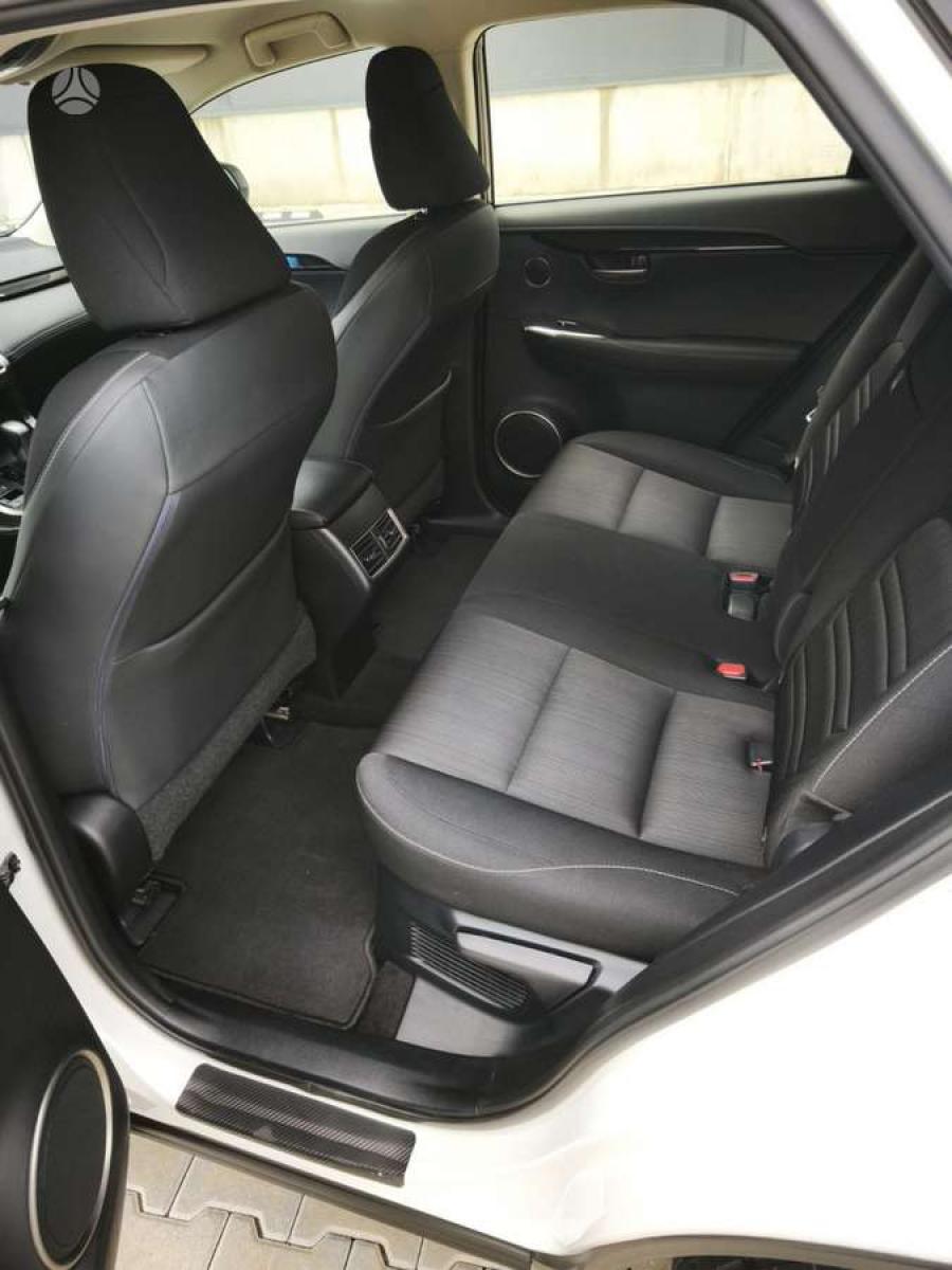 Balts Lexus NX 300h 2016 Šauļi, ar dzinēja tilpumu 2.50 L un nobraukumu 212 tūkst. km par 18300 €, foto 16 vietnē AUTOMOTO.COM.LV