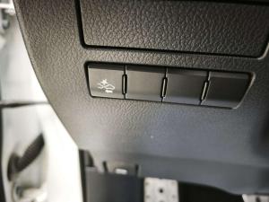 Balts Lexus NX 300h 2016 Šauļi, ar dzinēja tilpumu 2.50 L un nobraukumu 212 tūkst. km par 18300 €, foto 18 vietnē AUTOMOTO.COM.LV