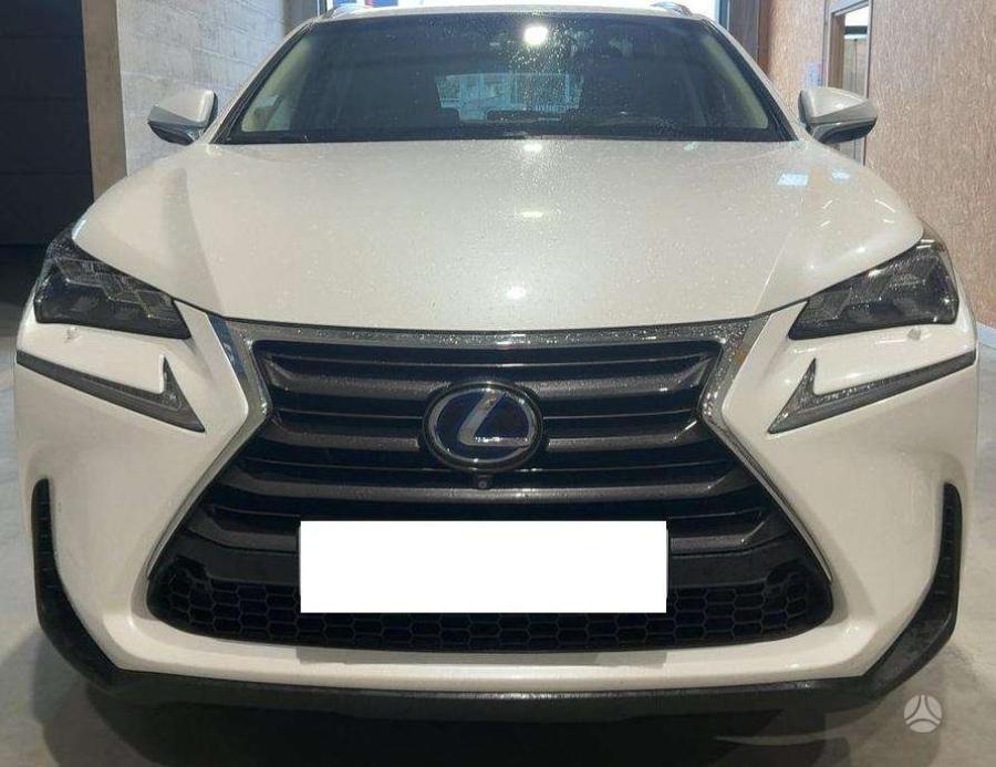 Balts Lexus NX 300h 2016 Viļņa, ar dzinēja tilpumu 2.49 L un nobraukumu 159 tūkst. km par 21999 €, foto 8 vietnē AUTOMOTO.COM.LV