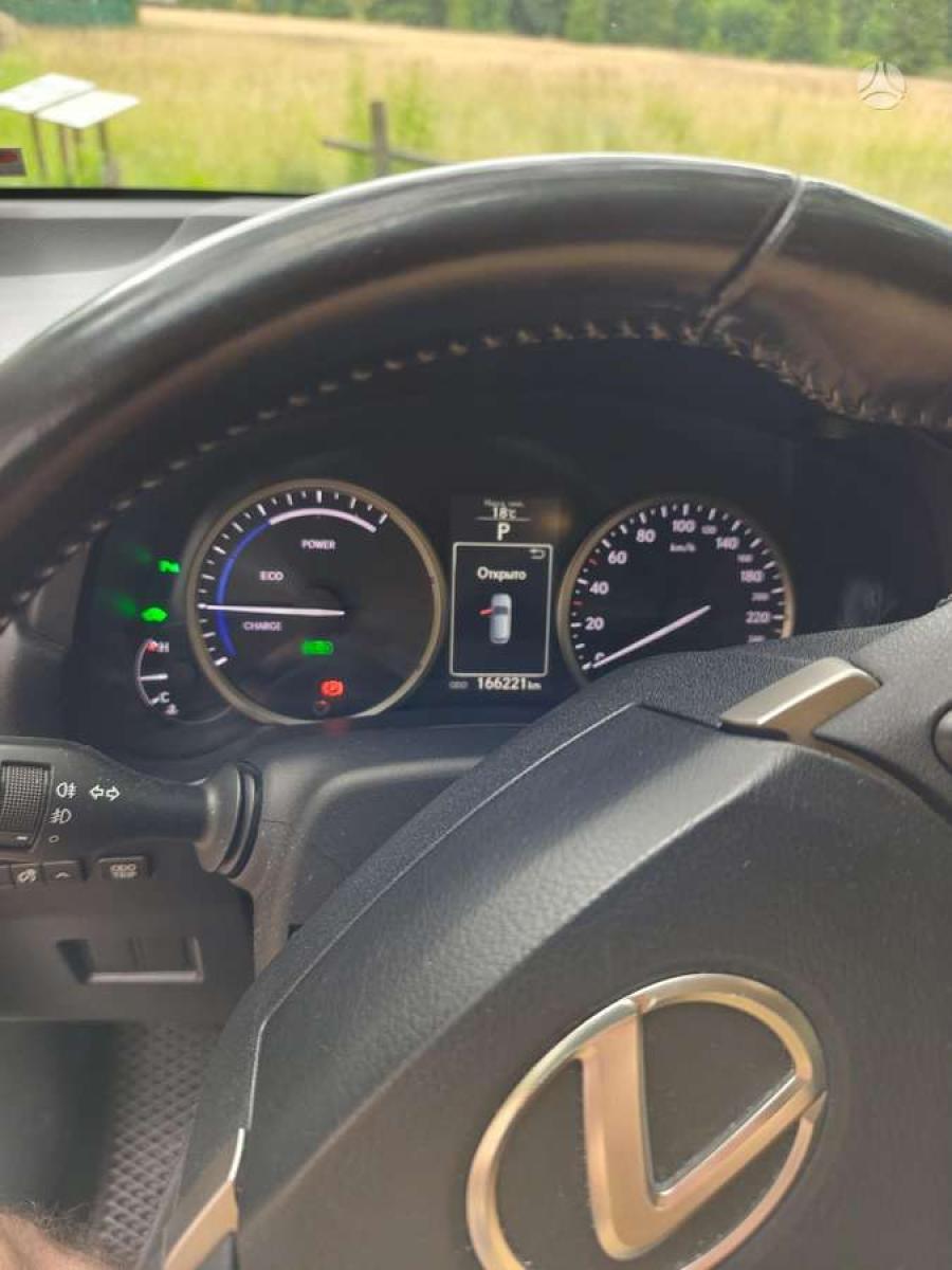 Balts Lexus NX 300h 2016 Tauragė, ar dzinēja tilpumu 2.50 L un nobraukumu 166 tūkst. km par 17800 €, foto 4 vietnē AUTOMOTO.COM.LV