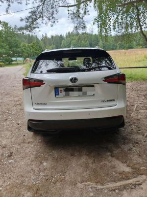 Balts Lexus NX 300h 2016 Tauragė, ar dzinēja tilpumu 2.50 L un nobraukumu 166 tūkst. km par 17800 €, foto 6 vietnē AUTOMOTO.COM.LV