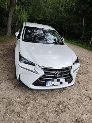 Balts Lexus NX 300h 2016 Tauragė, ar dzinēja tilpumu 2.50 L un nobraukumu 166 tūkst. km par 17800 €, foto 7 vietnē AUTOMOTO.COM.LV
