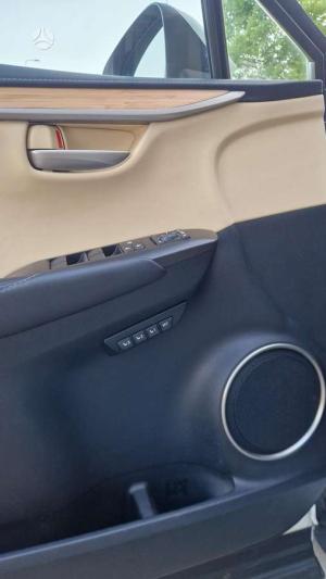 Balts Lexus NX 300h 2016 Viļņa, ar dzinēja tilpumu 2.49 L un nobraukumu 207 tūkst. km par 21500 €, foto 28 vietnē AUTOMOTO.COM.LV
