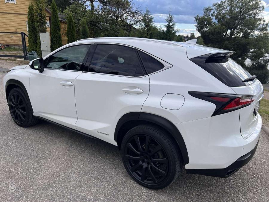 Balts Lexus NX 300h 2016 Utena, ar dzinēja tilpumu 2.49 L un nobraukumu 138 tūkst. km par 20999 €, foto 8 vietnē AUTOMOTO.COM.LV
