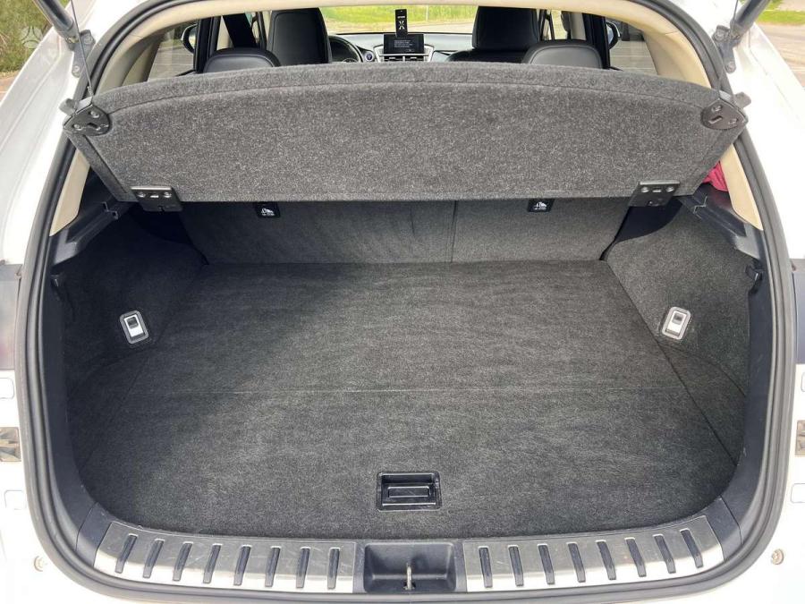 Balts Lexus NX 300h 2016 Utena, ar dzinēja tilpumu 2.49 L un nobraukumu 138 tūkst. km par 20999 €, foto 41 vietnē AUTOMOTO.COM.LV
